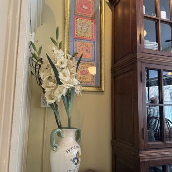 FRITZ AND FRITES - Updated October 2025 - 176 Photos & 298 Reviews ...