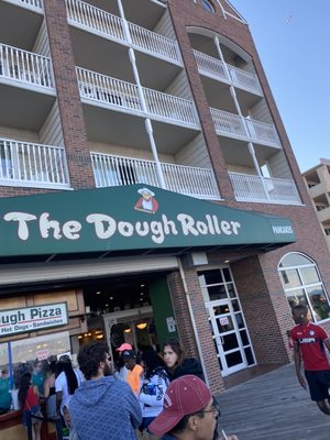 THE DOUGH ROLLER - Updated May 2024 - 120 Photos & 270 Reviews - 213 ...