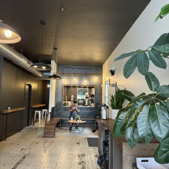 DEVOUT COFFEE - Updated January 2025 - 2100 Photos & 1106 Reviews ...