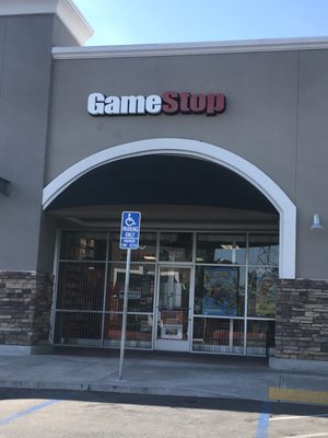 GAMESTOP - Updated December 2025 - 14 Photos & 48 Reviews - 2531 Naglee ...