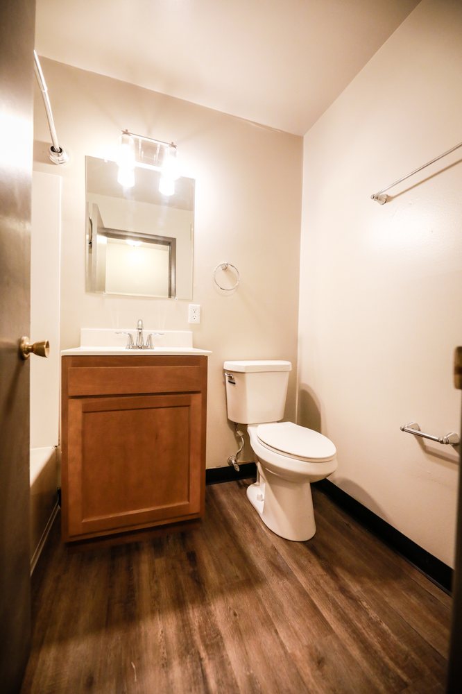 CARDINAL POINTE II - Updated December 2025 - 14 Photos - 2000 North ...