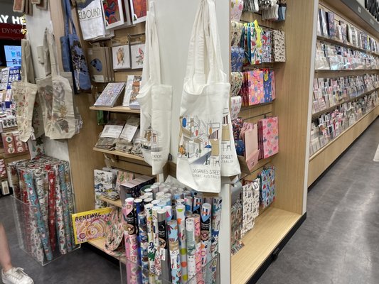 DYMOCKS - Updated October 2025 - 19 Photos & 11 Reviews - 234 Collins ...