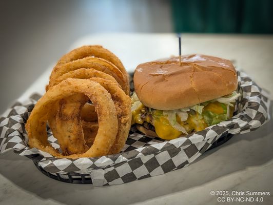 BURGER FRESH - Updated December 2025 - 28 Photos & 28 Reviews - 12235 ...