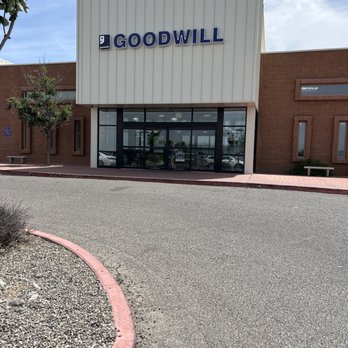 GOODWILL - Updated December 2025 - 21 Photos & 30 Reviews - 7120 Holly ...