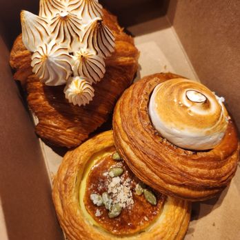 MADRONA BAKERY - Updated September 2024 - 50 Photos & 23 Reviews - 17 ...