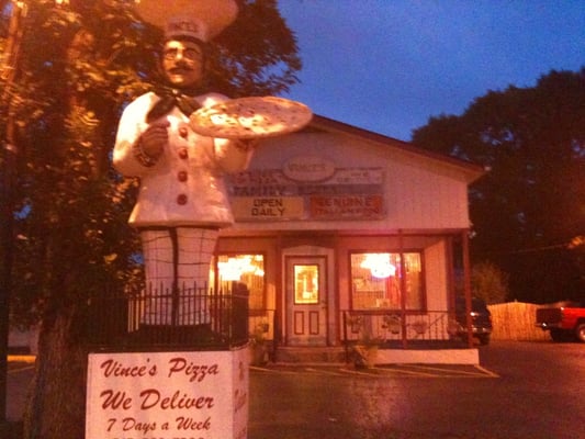 VINCE’S PIZZA & FAMILY RESTAURANT - Updated January 2026 - 10 Photos ...