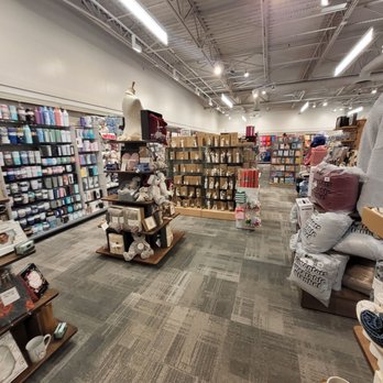 AMY’S HALLMARK SHOP - Updated August 2025 - 49 Photos & 13 Reviews ...