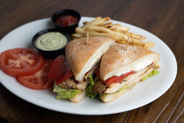 RED WHITE & BREW - Updated December 2025 - 255 Photos & 366 Reviews ...