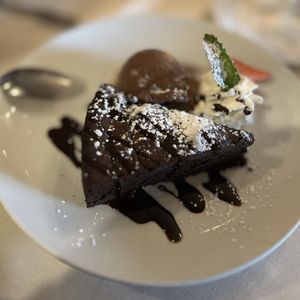 THE SAYVILLE INN - Updated July 2025 - 89 Photos & 112 Reviews - 199 ...