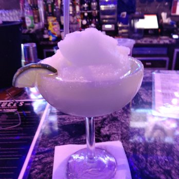 DEUCES SPORTS BAR & GRILL - Updated December 2025 - 31 Photos & 56 ...