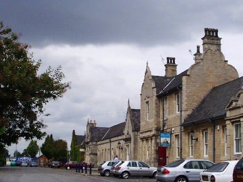 WORKSOP RAILWAY STATION - Updated June 2025 - Carlton Road, Worksop ...