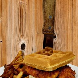 GRILLE ON MAIN RESTAURANT & BAR - Updated July 2025 - 39 Photos & 65 ...