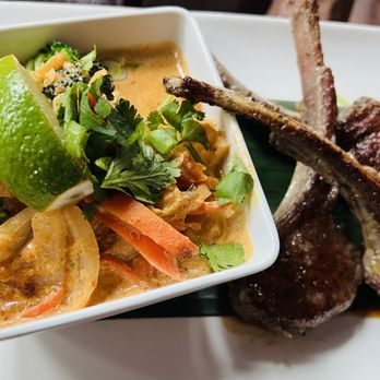SEA THAI BISTRO - Updated August 2024 - 621 Photos & 597 Reviews - 2350 ...