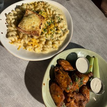 LOCAL KITCHEN - Updated August 2024 - 1872 Photos & 1310 Reviews - 1321 ...