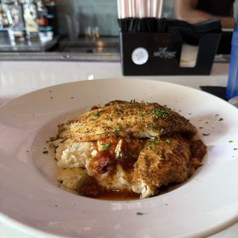 SPATCH KITCHEN & COCKTAILS - Updated October 2025 - 449 Photos & 272 ...