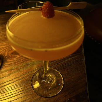 SWIZZLE RUM BAR & DRINKERY - Updated October 2024 - 393 Photos & 217 ...