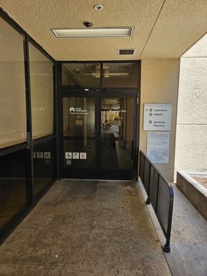 KAISER PERMANENTE WOODLAND HILLS MEDICAL CENTER - Updated June 2025 ...