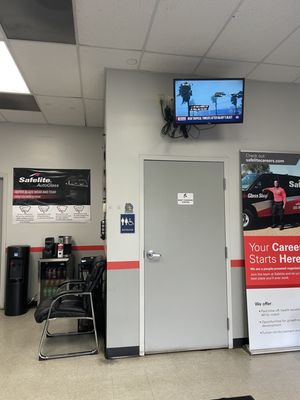 Safelite AutoGlass - Updated June 2026 - 20 Photos & 153 Reviews - 4055 ...