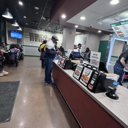 WINGSTOP - Updated December 2025 - 28 Photos - 1812 Broadway Ave ...