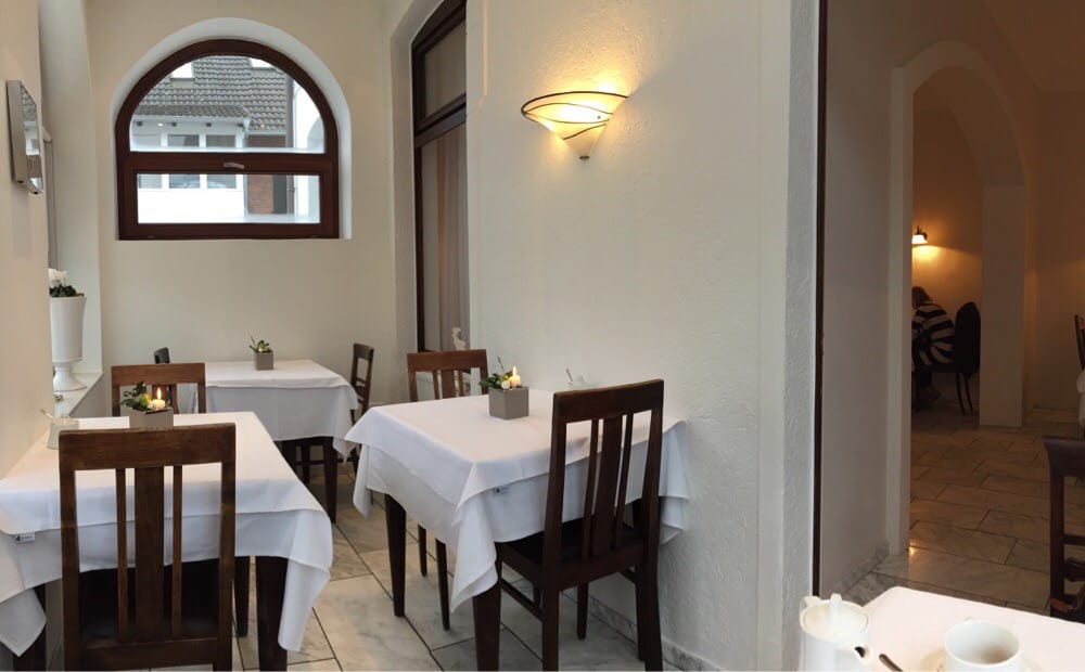 CAFÉ MERLIN - 14 Reviews - Cafes - Ammerländer Heerstr. 100, Oldenburg ...