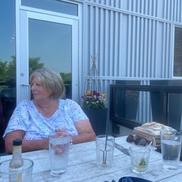 MALLARDS RESTAURANT - Updated December 2025 - 113 Photos & 60 Reviews ...