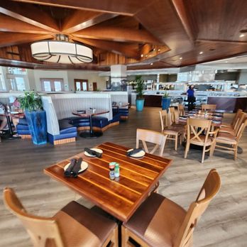 MARKER 92 WATERFRONT BAR & BISTRO - Updated December 2025 - 124 Photos ...