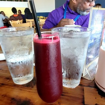 BUBBLY HEN - Updated July 2024 - 70 Photos & 41 Reviews - 7915 Vaughn ...