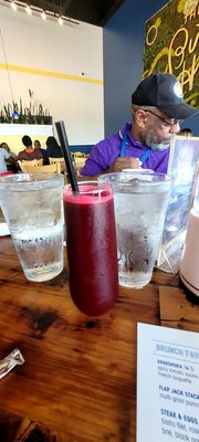 BUBBLY HEN - 43 Photos & 21 Reviews - 7915 Vaughn Rd, Montgomery ...