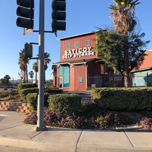 ESPLANADE MINI STORAGE - Updated April 2025 - 10 Photos - 2180 Craig Dr ...