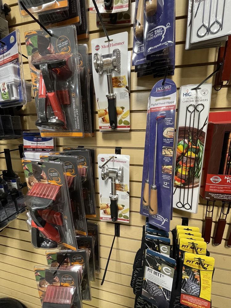 LODGE FACTORY STORE - Updated October 2025 - 12 Reviews - 105 Knife ...