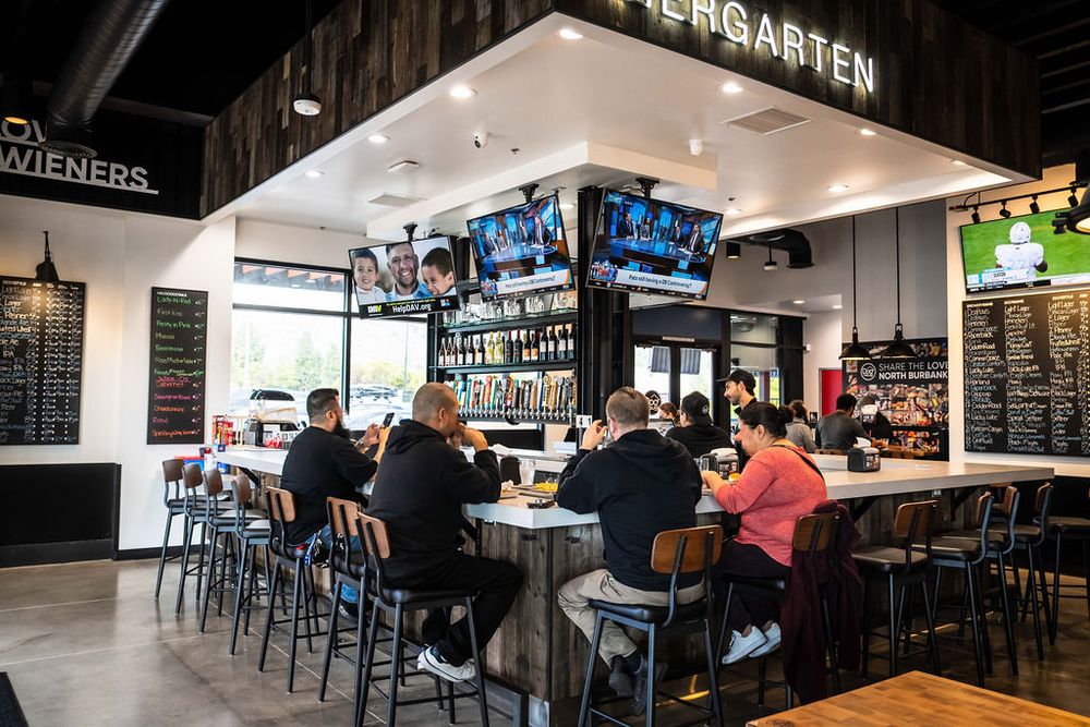 DOG HAUS BIERGARTEN - Updated August 2025 - 235 Photos & 125 Reviews ...