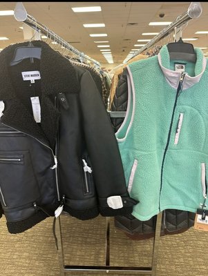 AW OUTLET - Updated October 2025 - 19 Photos - 6260 Hulen Bend Blvd ...