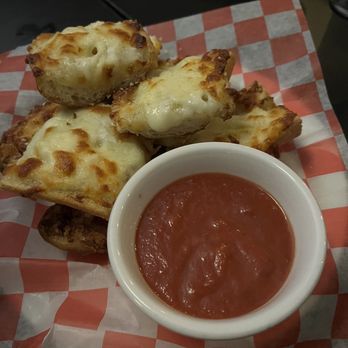 CHATTY’S PIZZERIA - Updated January 2026 - 82 Photos & 85 Reviews ...