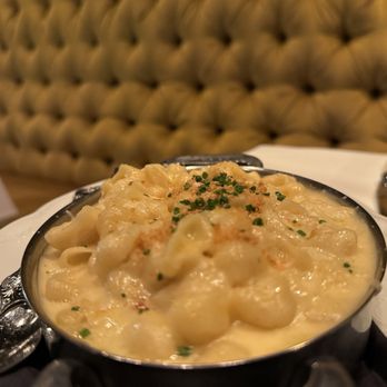 HEMINGWAY - Updated July 2025 - 193 Photos & 90 Reviews - 1515 E 15th ...