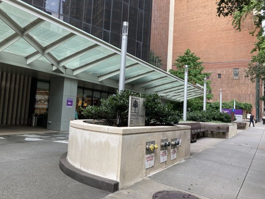 PERLMUTTER CANCER CENTER 38TH STREET - Updated October 2025 - 31 Photos ...