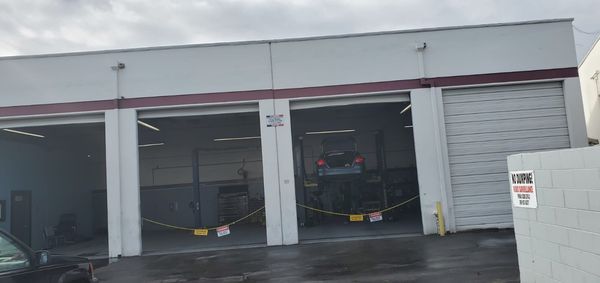 D&L AUTO REPAIR - Updated July 2025 - 15 Photos - 720 E Hammer Ln ...