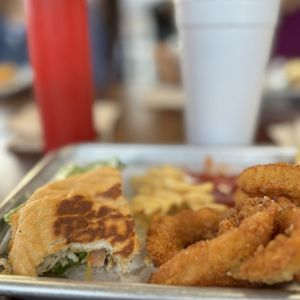 SOUTHERN CHICKS - Updated June 2025 - 13 Photos - 7112 Florida Blvd ...