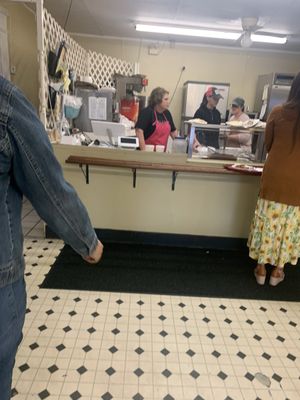 STANLEY’S ON NORTH BROAD - Updated August 2024 - 16 Photos & 23 Reviews ...