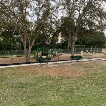 RUSKIN PARK & RECREATION CENTER - Updated December 2025 - 10 Photos ...