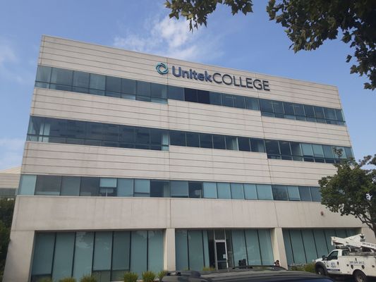 UNITEK COLLEGE SACRAMENTO CAMPUS - Updated October 2024 - 71 Photos ...