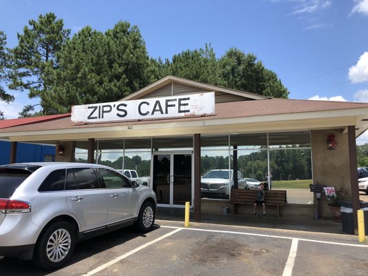 ZIP’S CAFÉ - 29 Photos & 60 Reviews - 401 Pinola Dr SE, Magee, MS - Yelp