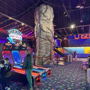 FOXBORO SPORTS CENTER - Updated April 2025 - 10 E Belcher Rd, Foxboro ...