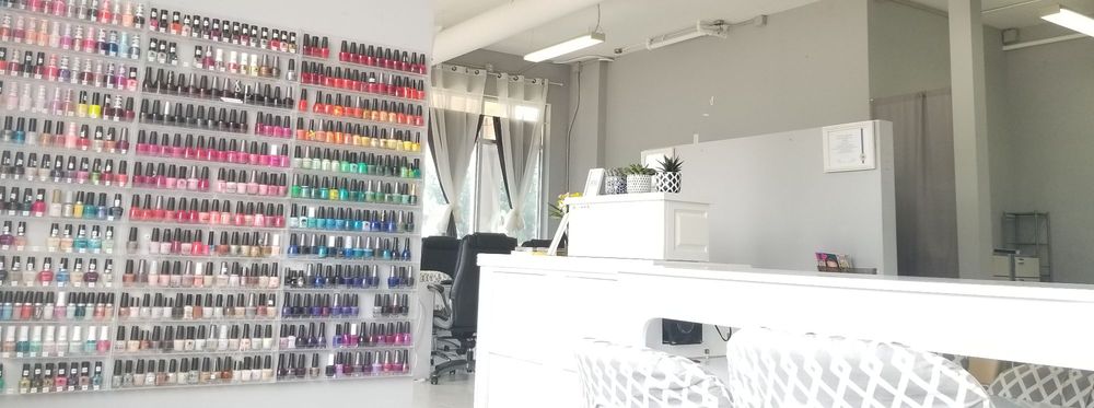 BELLALUXE NAILS - 42 Photos & 14 Reviews - Nail Salons - 8215 Plaza Dr ...