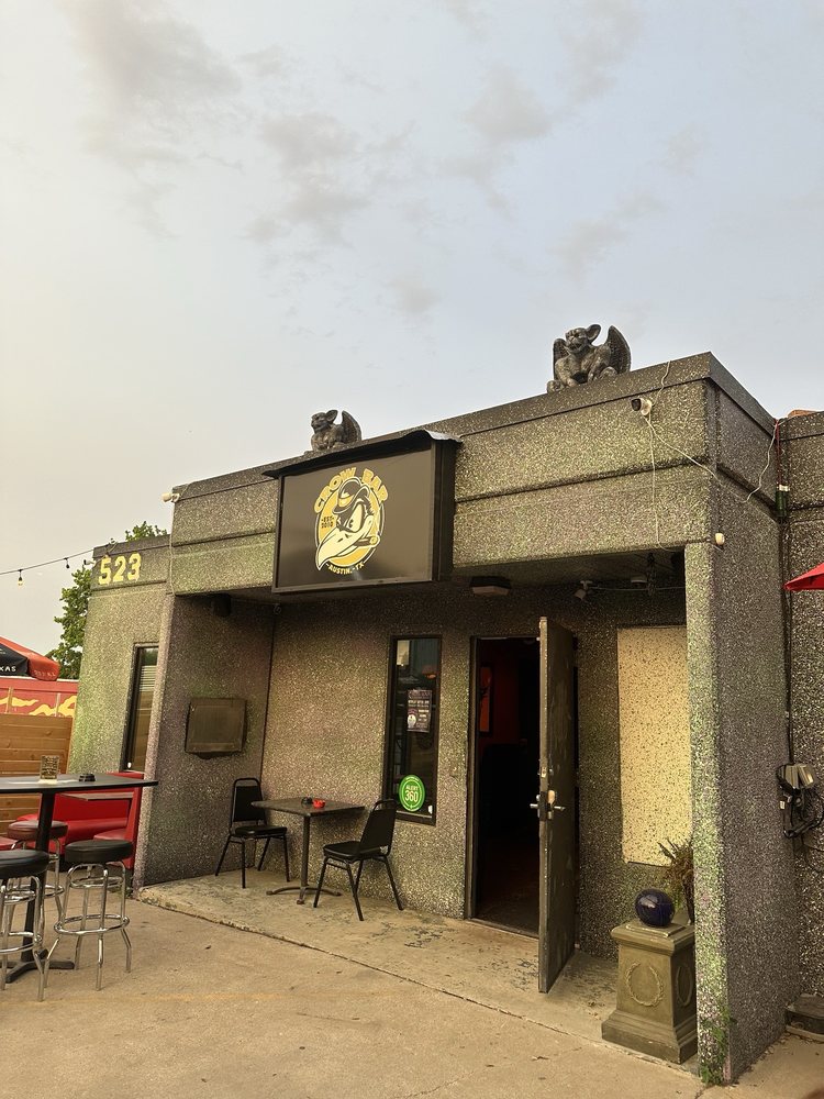 CROW BAR - Updated January 2026 - 11 Photos - 523 Thompson Ln, Austin ...