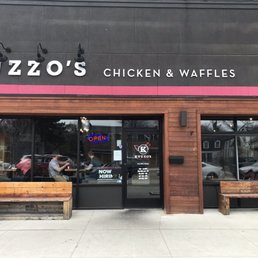 KUZZOS CHICKEN & WAFFLES - Updated July 2025 - 695 Photos & 824 Reviews ...