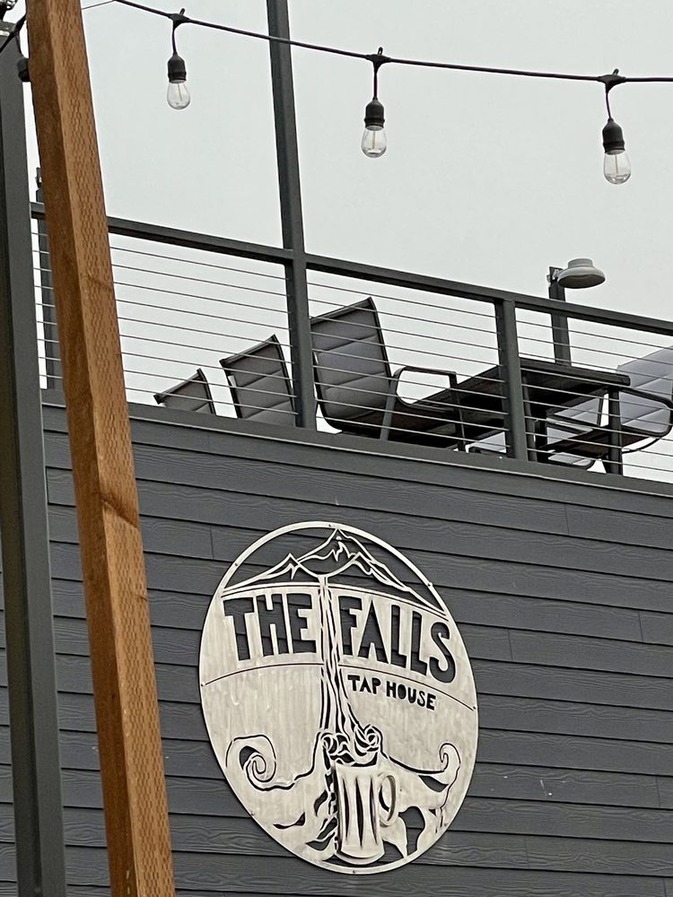THE FALLS TAPHOUSE - 24 Photos & 14 Reviews - Beer Bar - 2215 Shallock ...