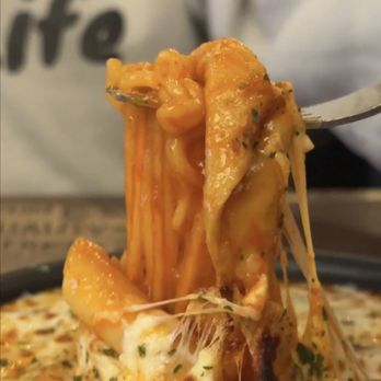 BHC CHICKEN - KOREATOWN - Updated December 2025 - 244 Photos & 148 ...