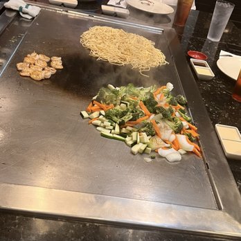 NOBORU JAPANESE STEAKHOUSE & SUSHI BAR - Updated January 2026 - 79 ...