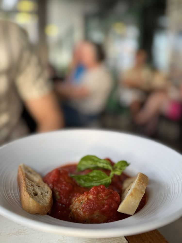 MOLTO TRATTORIA - Updated March 2026 - 484 Photos & 431 Reviews - 368 ...
