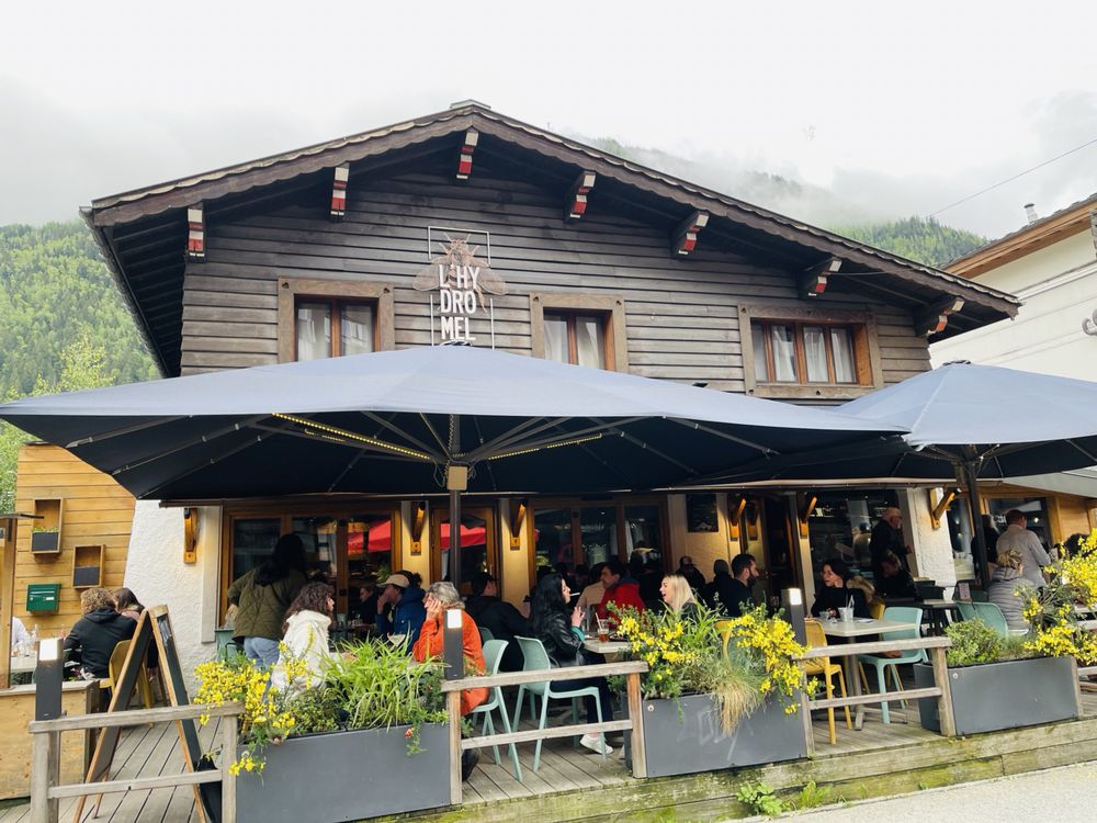 L’HYDROMEL - Updated May 2024 - 24 Av Ravanel le Rouge, Chamonix-Mont ...